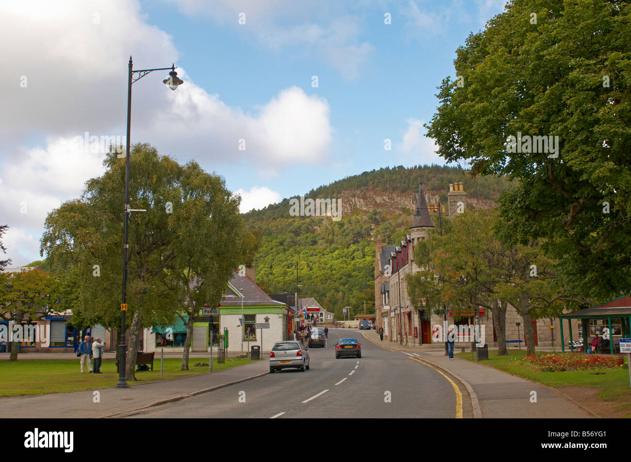Ballater street hi-res stock photography and images - Alamy