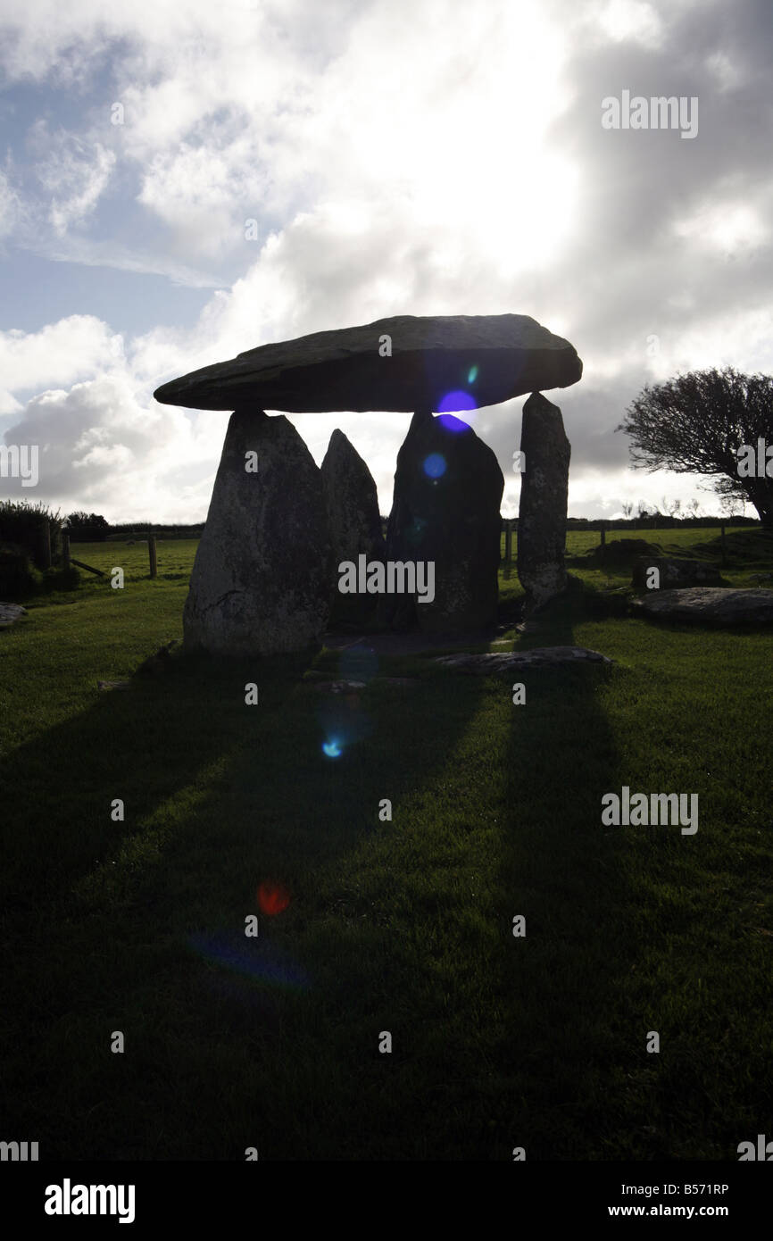 Pentre Ifan Bronze-Age megalithic burial chamber megalith Stock Photo ...
