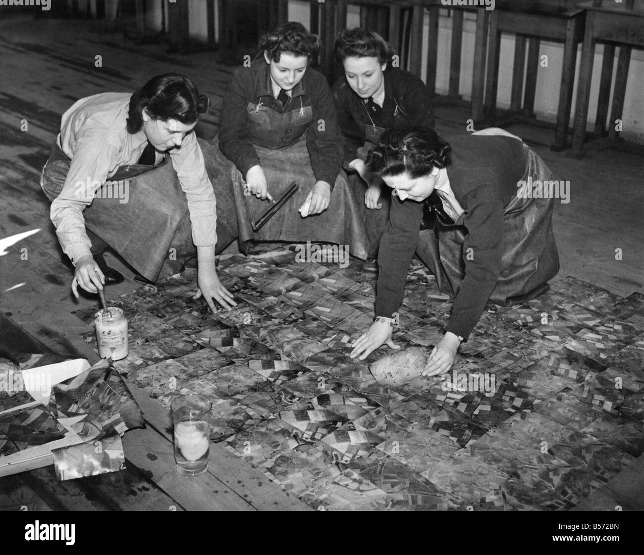 World war ii women waaf hi-res stock photography and images - Alamy