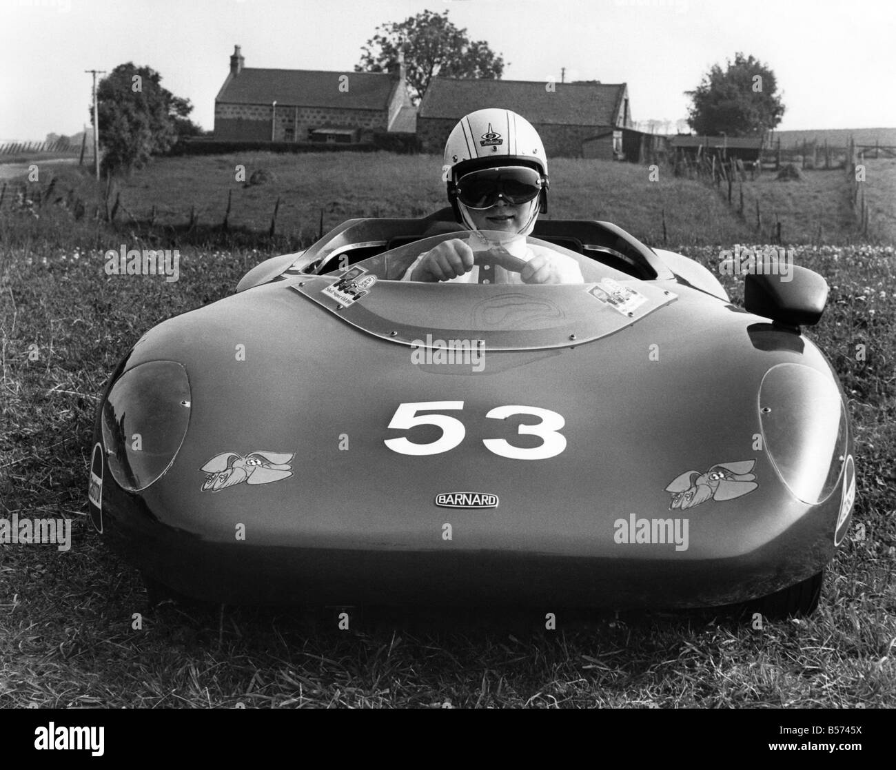 Midget car crash hi-res stock photography and images - Alamy