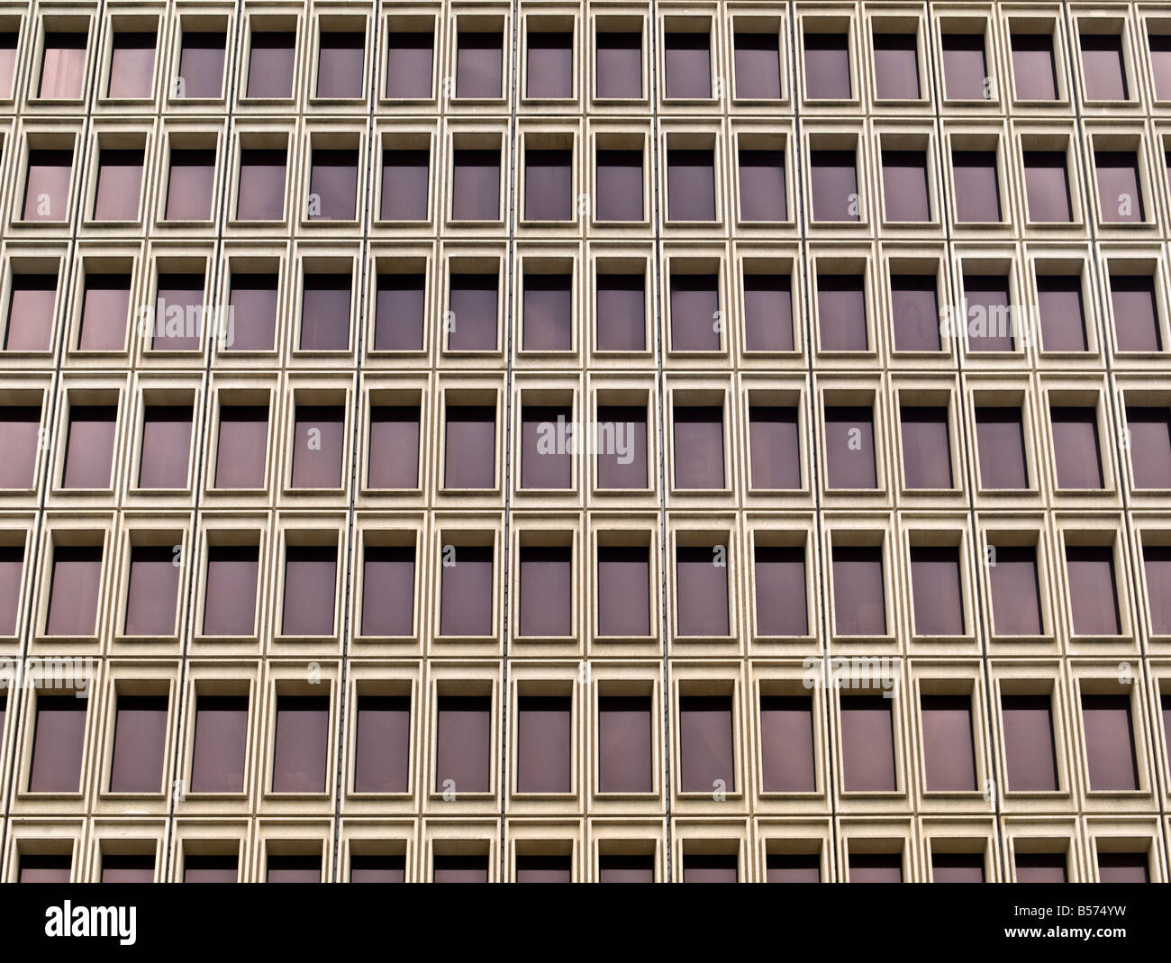 Repeating buildings hi-res stock photography and images - Alamy