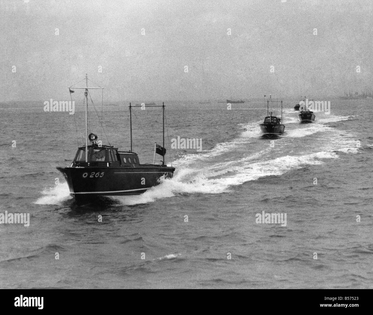 Air sea rescue launches hi-res stock photography and images - Alamy