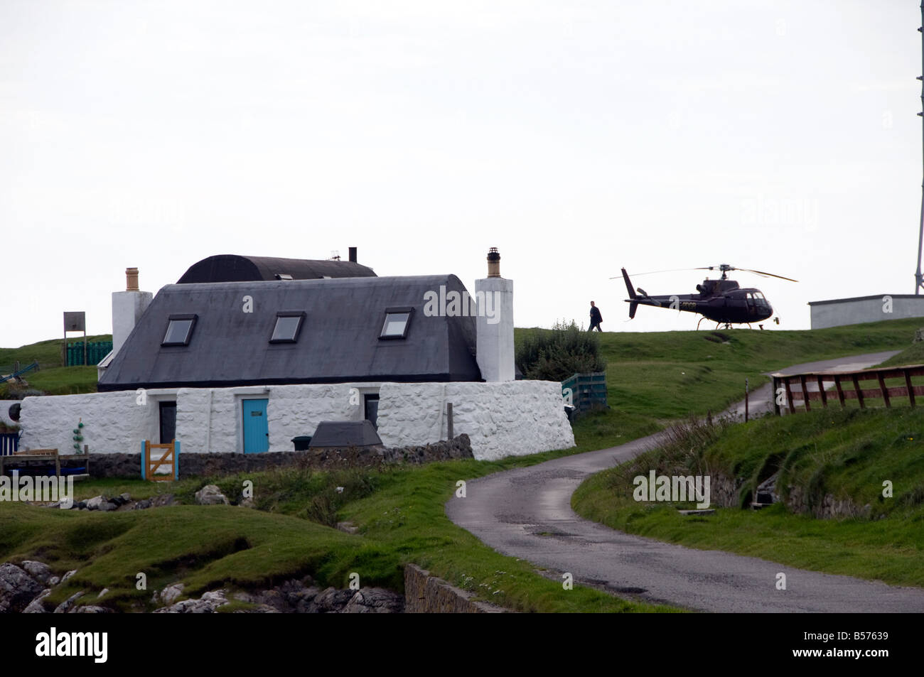 Scarinish hotel tiree scotland hi-res stock photography and images - Alamy