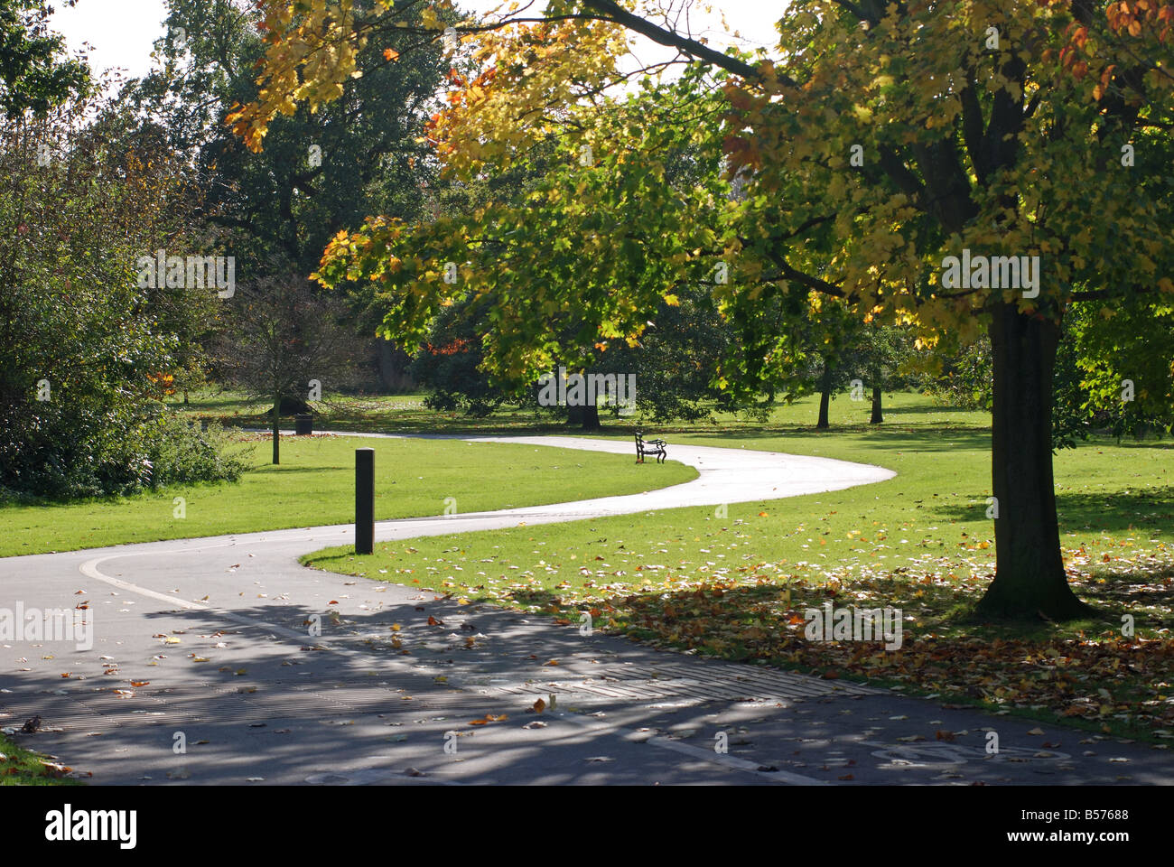 Winding path in Brueton Park, Solihull, West Midlands, England, UK ...