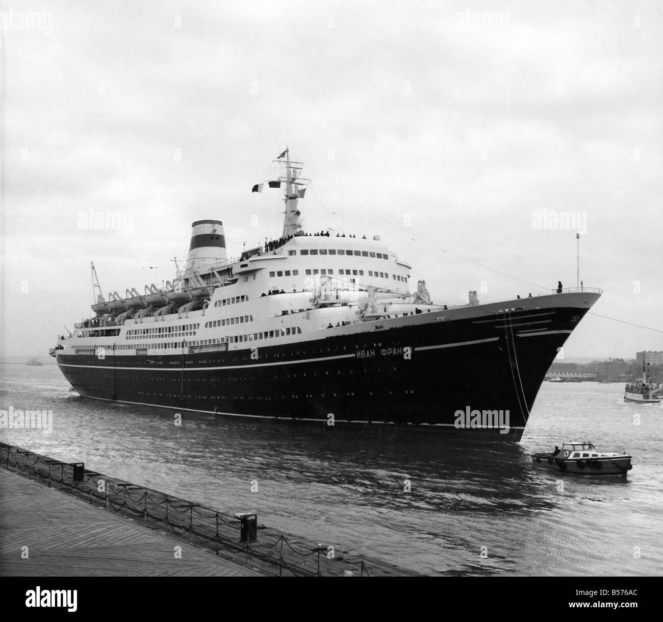 Russian dock Black and White Stock Photos & Images - Alamy
