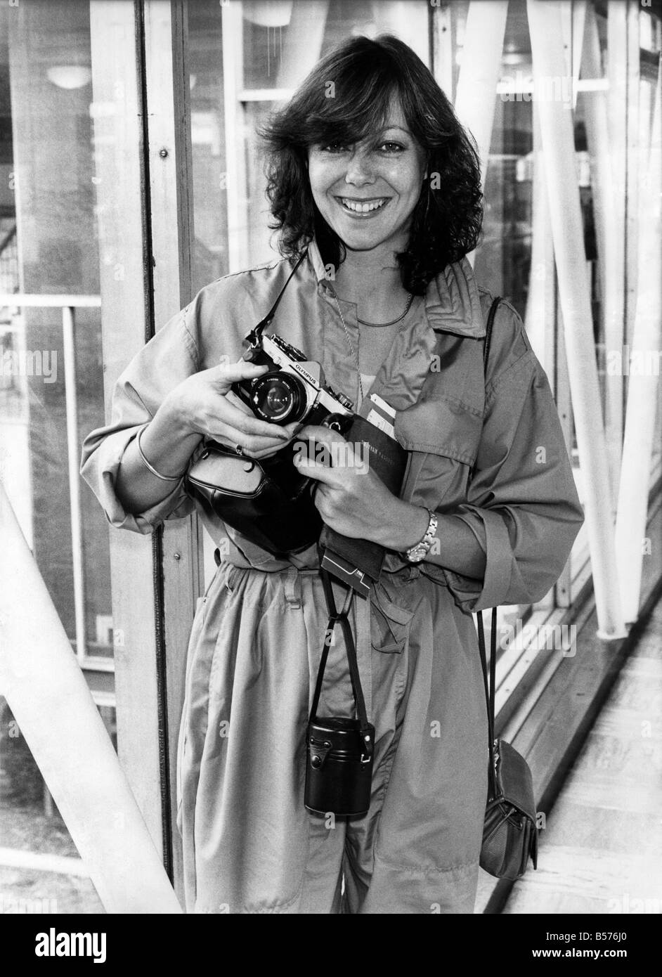 Out of work actress Jenny Agutter wearing a flying suit, left Heathrow ...