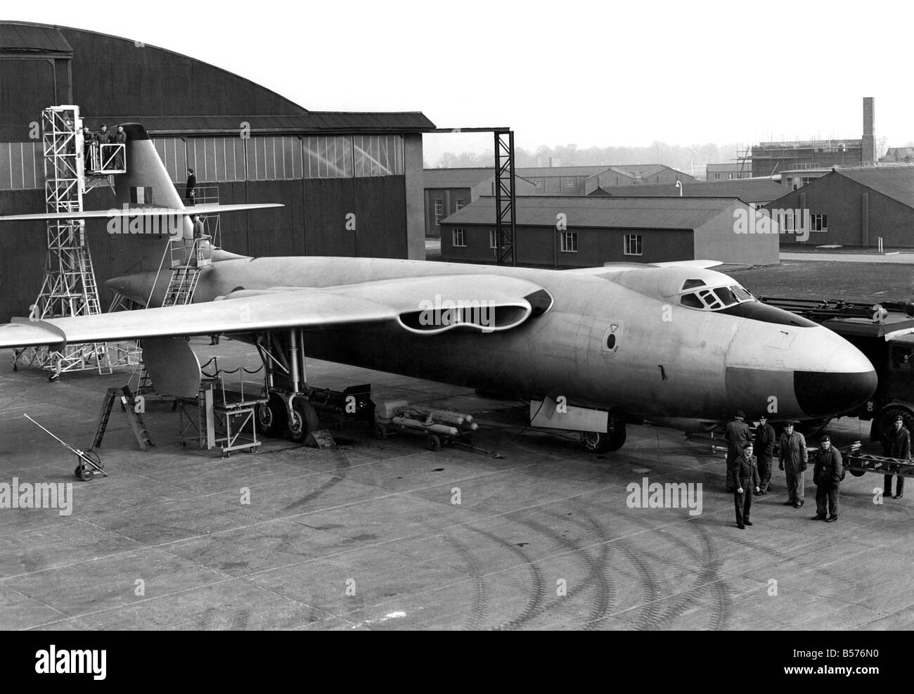 Aircraft Vickers 'Valiant'. A photograph taken at No. 232. Operational ...