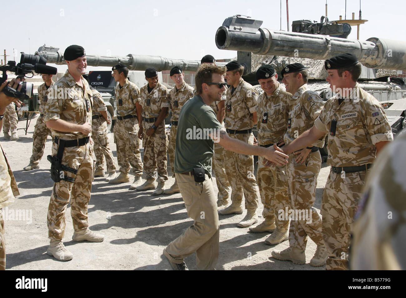 Pride Of Britain Awards Ewan McGregor meets soldiers from 2 Royal Welsh ...