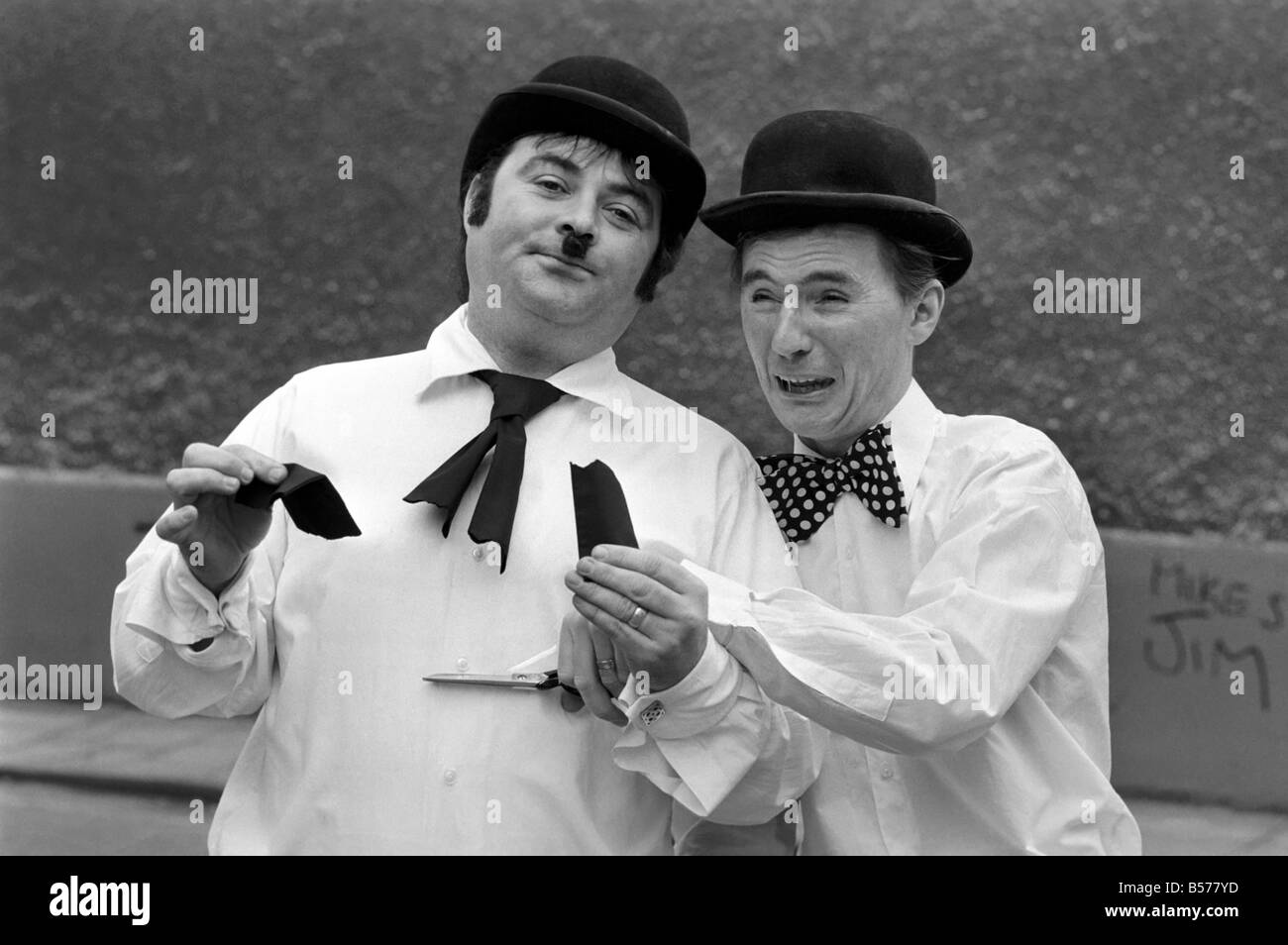 1970s comedian comedy entertainment hi-res stock photography and images ...