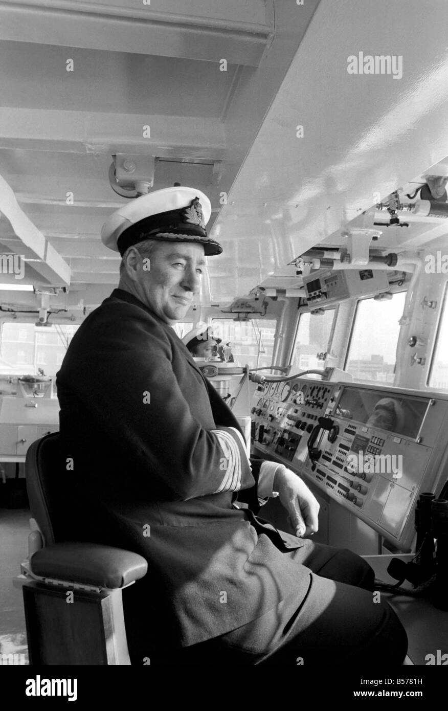 H.M.S. Sheffield at Portsmouth. The new H.M.S. Sheffield is first of a ...