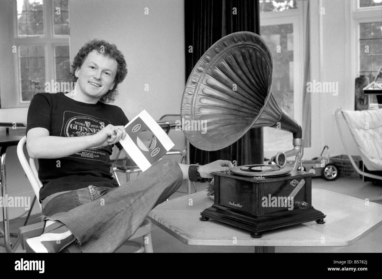 Mike batt 1970s hi-res stock photography and images - Alamy