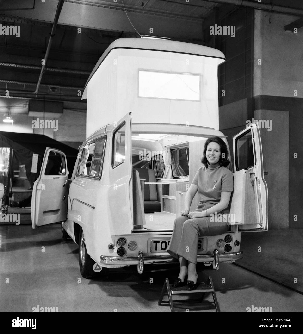 Camper van 1970s hi-res stock photography and images - Alamy