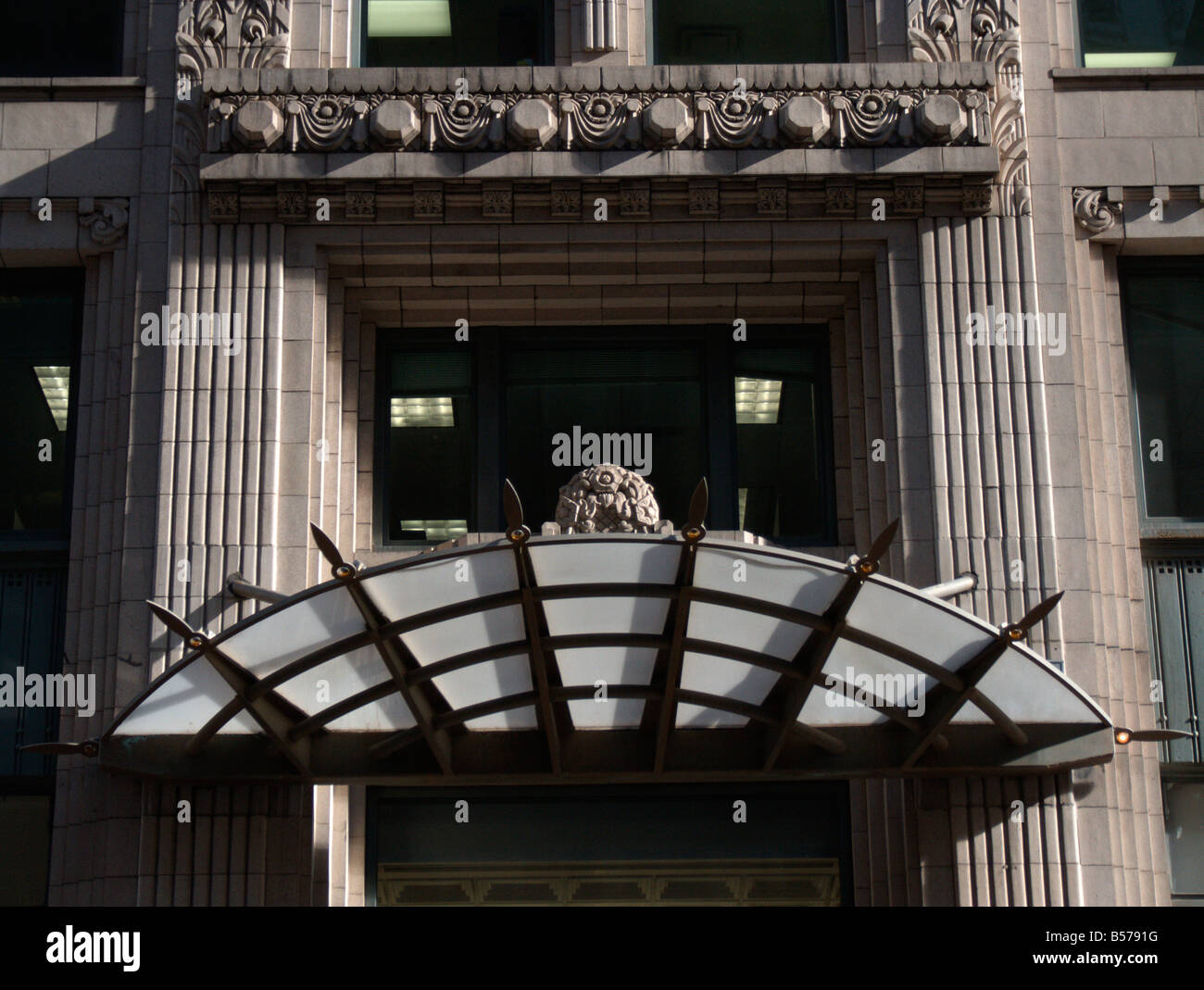 West loop street art hi-res stock photography and images - Alamy