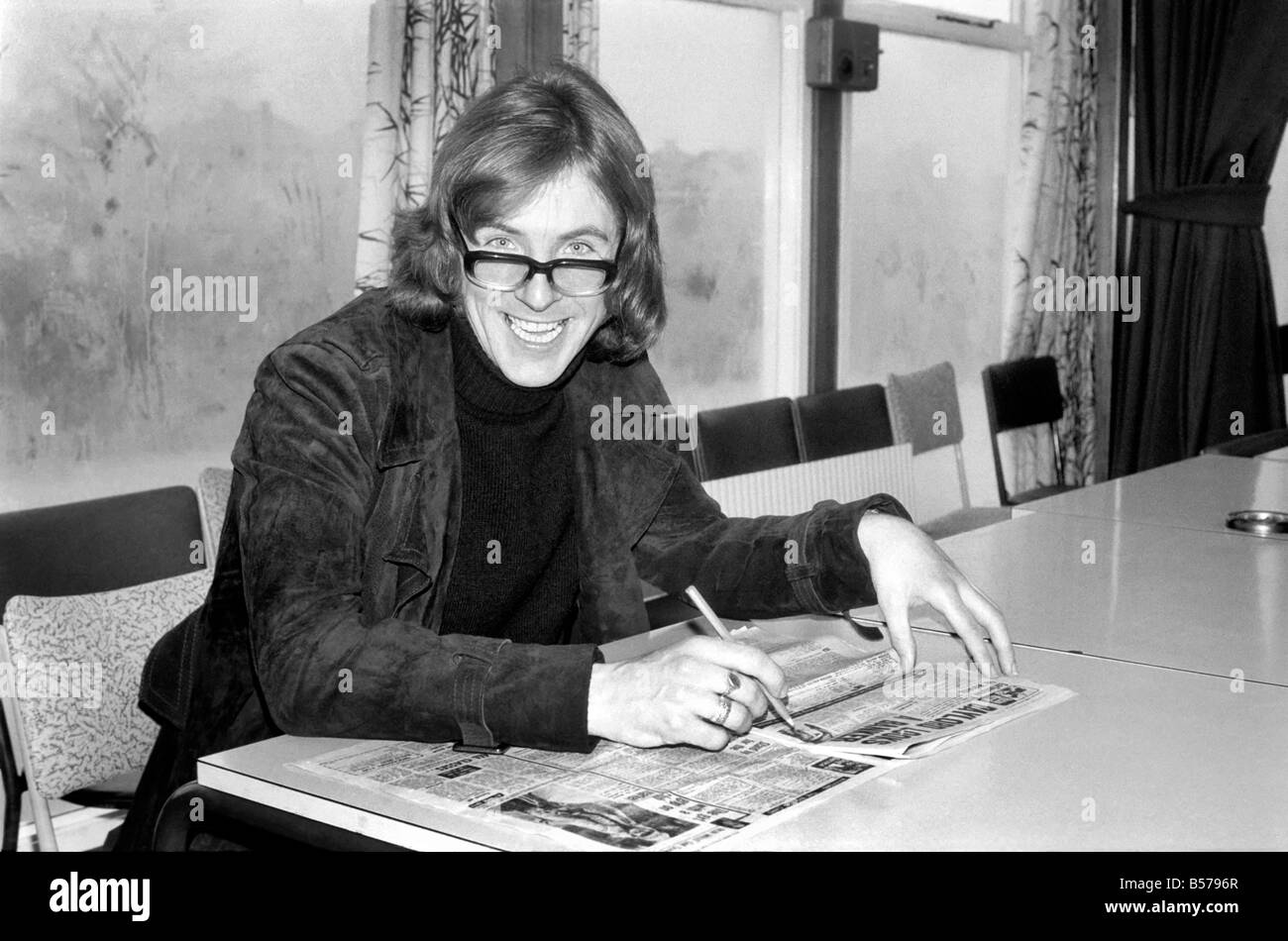 Queens park rangers 1975 hi-res stock photography and images - Alamy