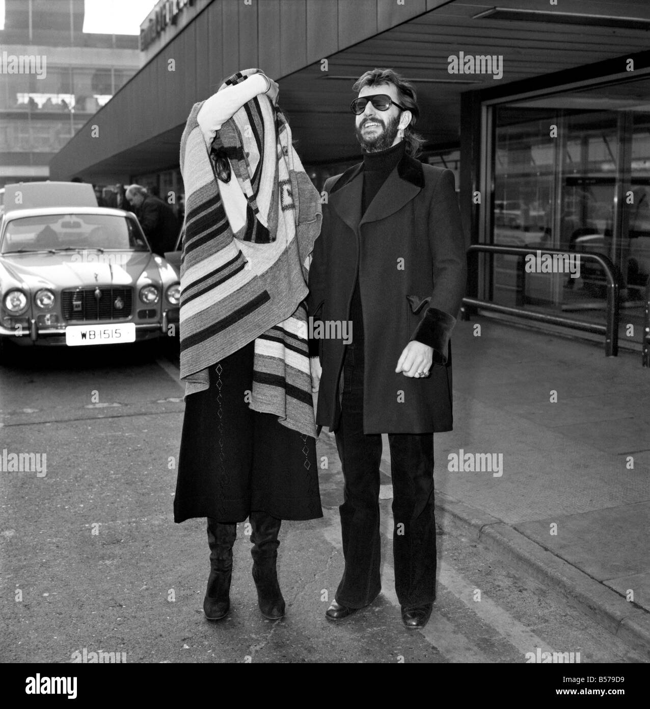 Beatle ringo starr girlfriend nancy hi-res stock photography and images ...