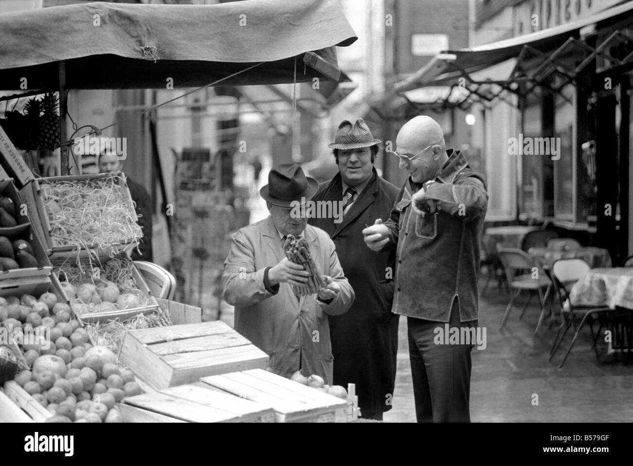 Inside out 1975 telly savalas hi-res stock photography and images - Alamy