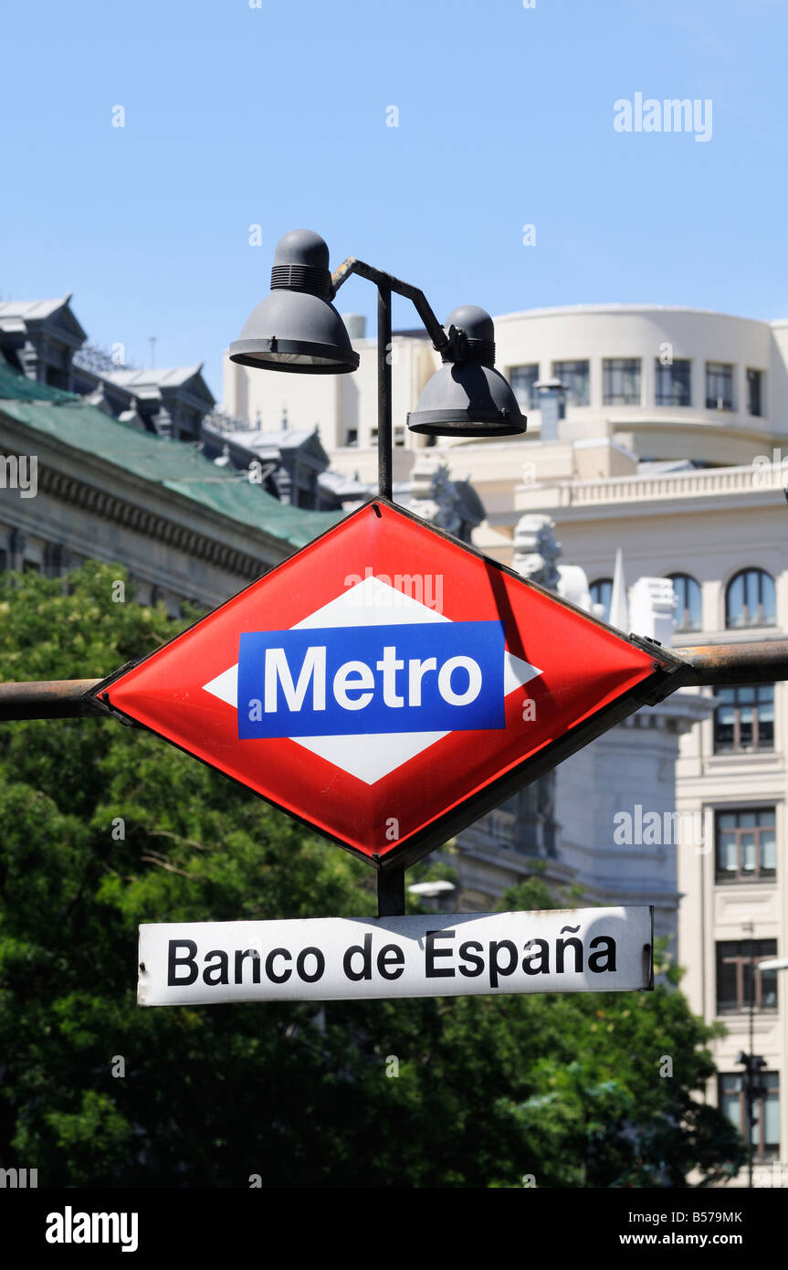 Metro symbol hi-res stock photography and images - Alamy