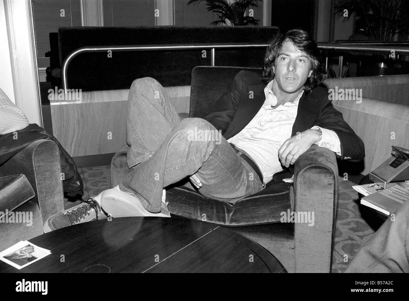 Actor dustin hoffman hi-res stock photography and images - Alamy Actor dustin hoffman hi-res stock photography and images - Alamy