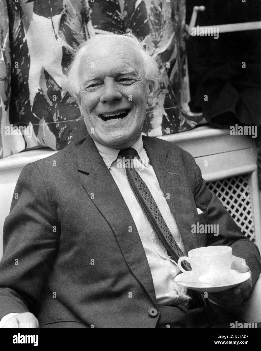 Malcolm Muggeridge resigns as Rector of the Edinburgh University ...