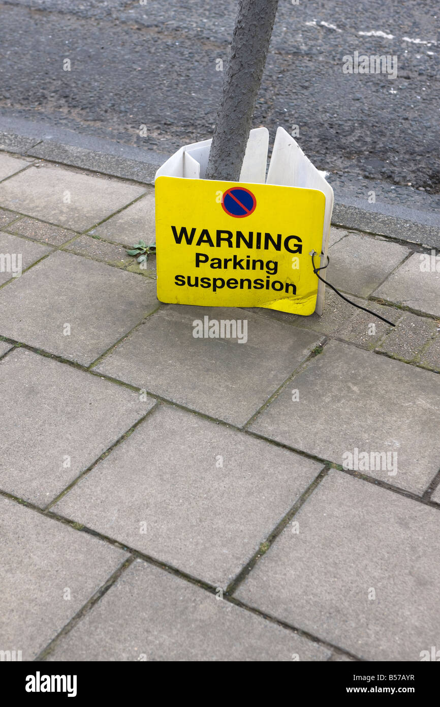 Suspended car hi-res stock photography and images - Alamy