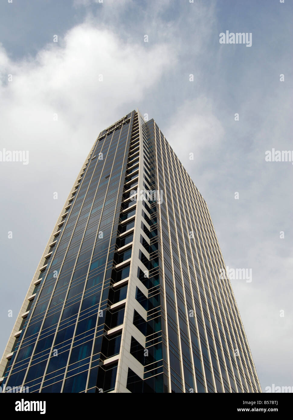 Israel tel aviv discount bank hi-res stock photography and images - Alamy