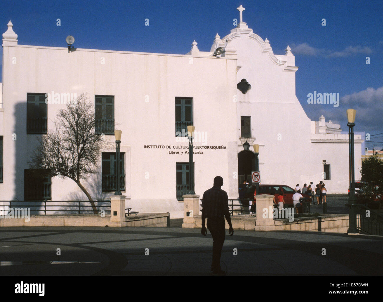 Instituto de Cultura Puertorriquena and San Jose church Old San Juan ...