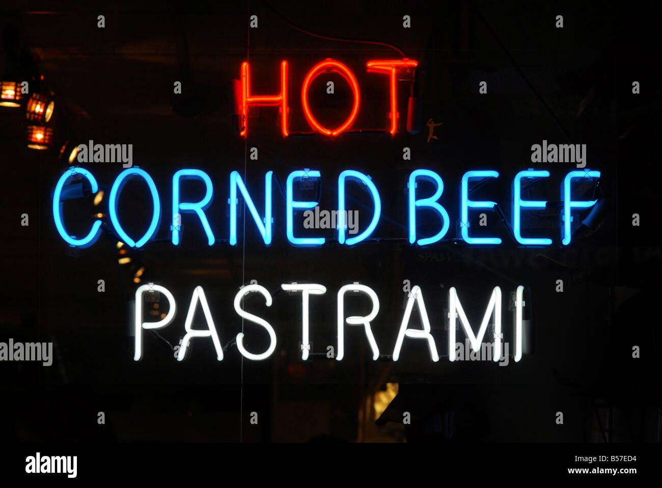 Hot food sign hi-res stock photography and images - Alamy