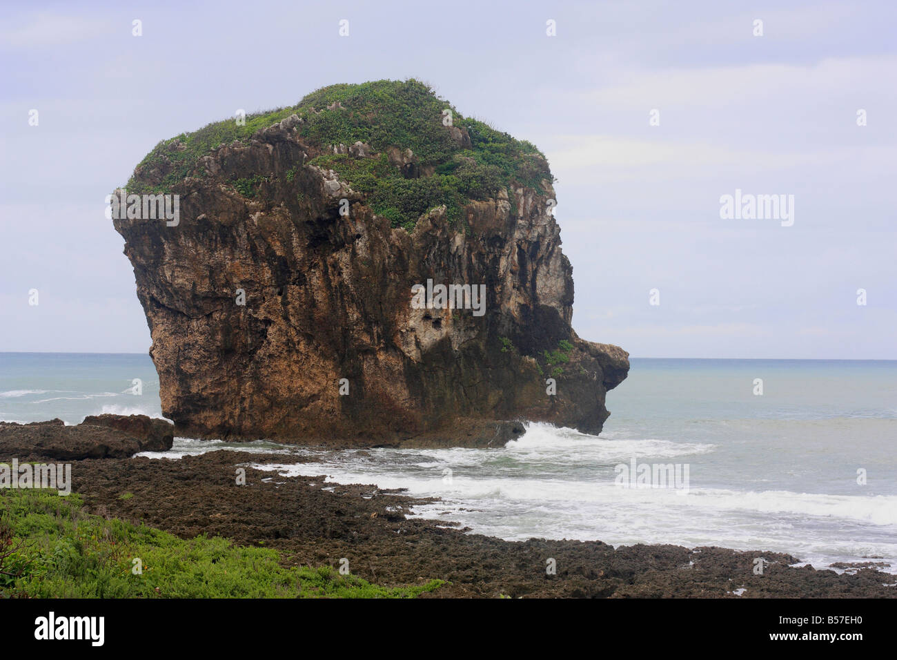 Sail rock, Kenting National Park,Taiwan Stock Photo - Alamy