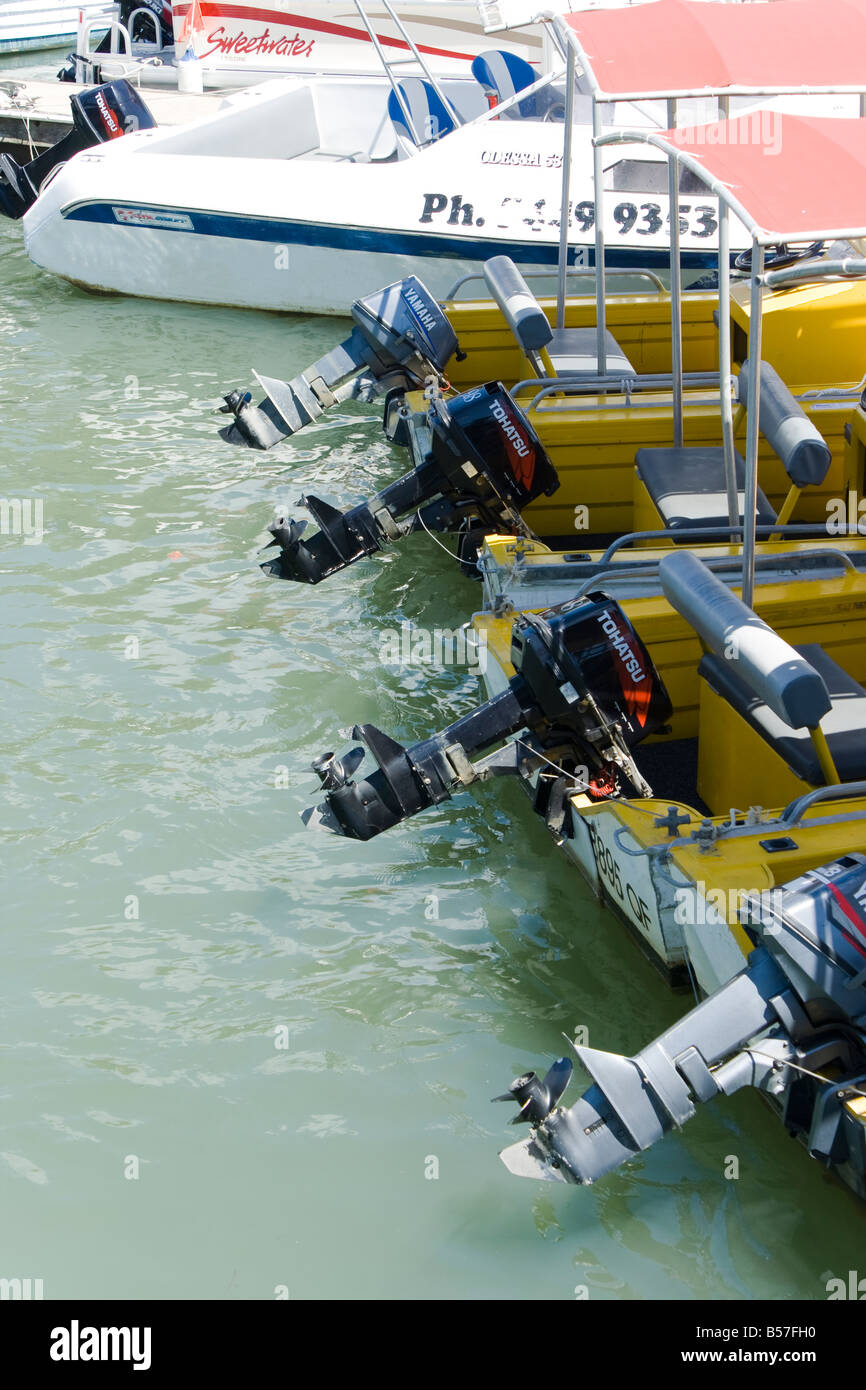 Outboard motor boats hi-res stock photography and images - Alamy