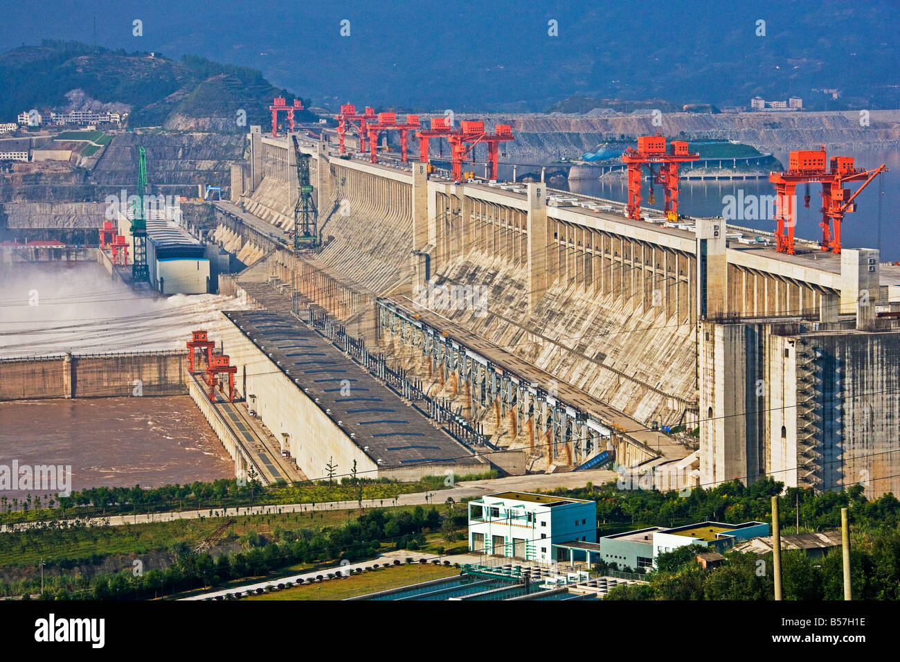 Three Gorges Sanxia Dam High Resolution Stock Photography and Images ...