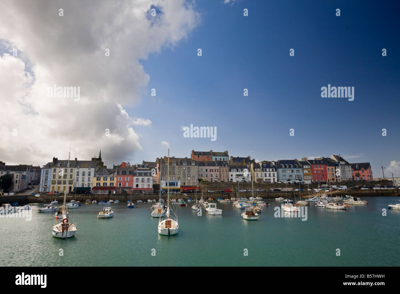 In Douarnenez, the "Grand Port" quay (Finistere - Brittany - France ...