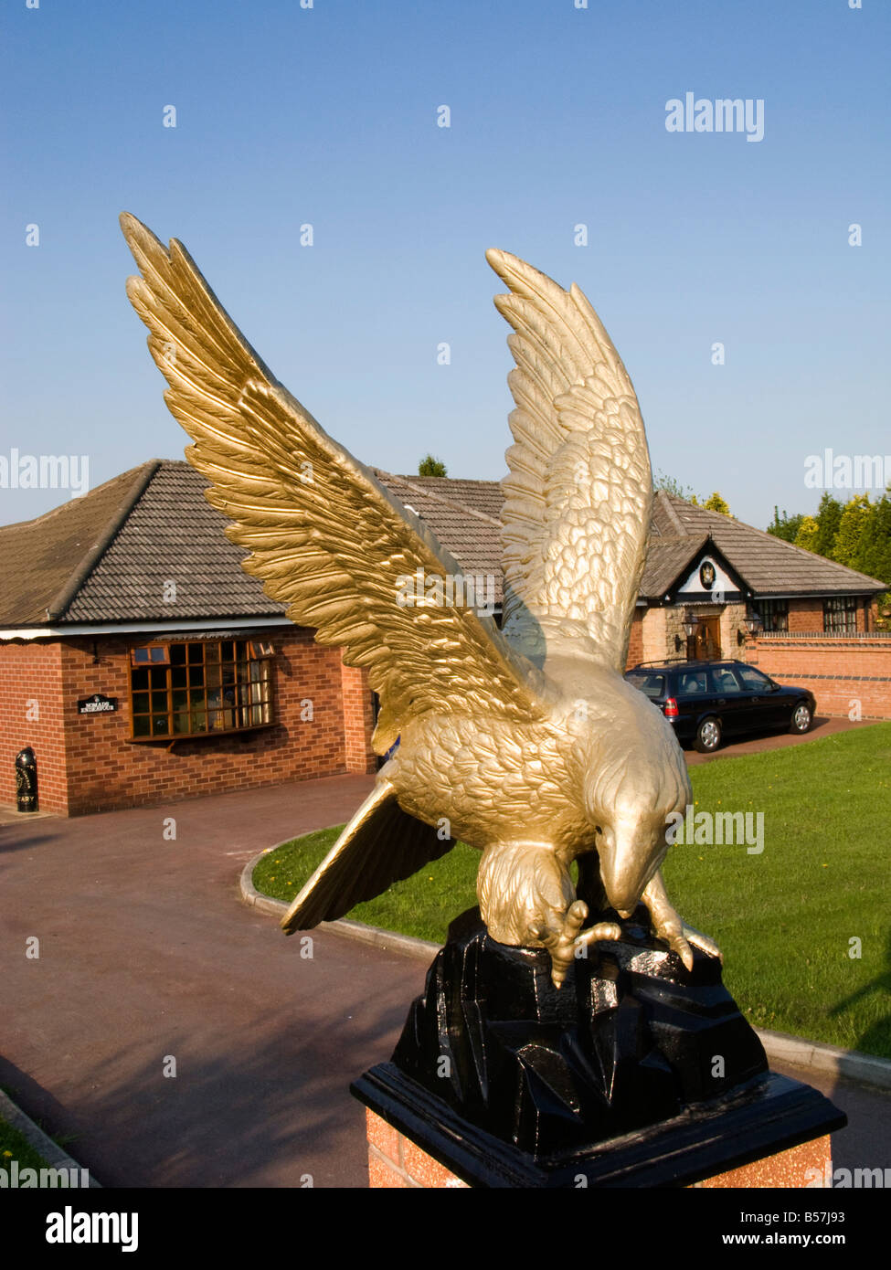 Eagle gate hi-res stock photography and images - Alamy