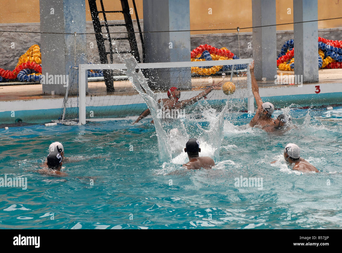 Water polo water hi-res stock photography and images - Alamy