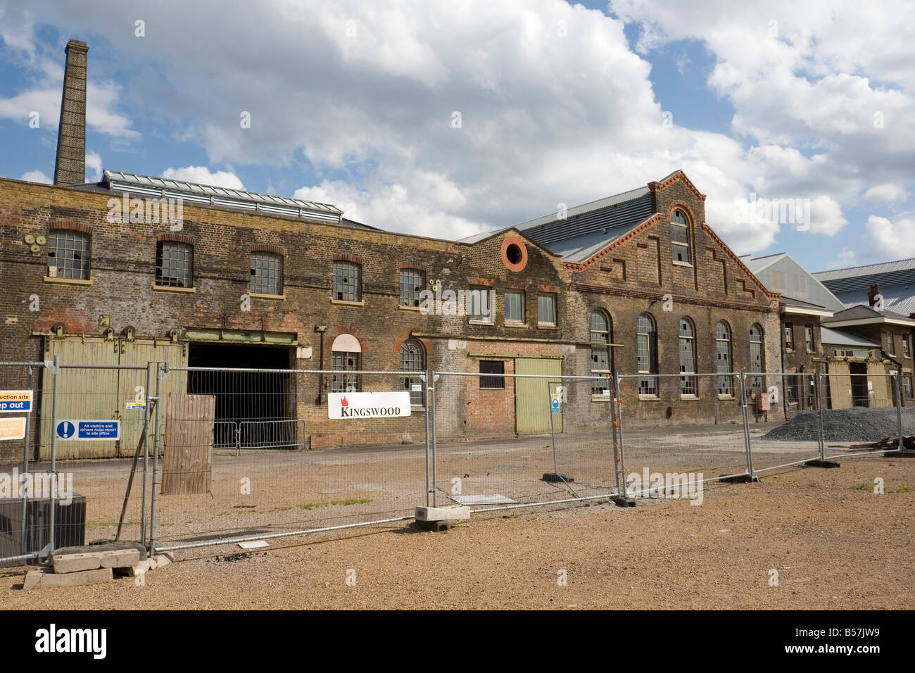 Dockyard renovation hi-res stock photography and images - Alamy