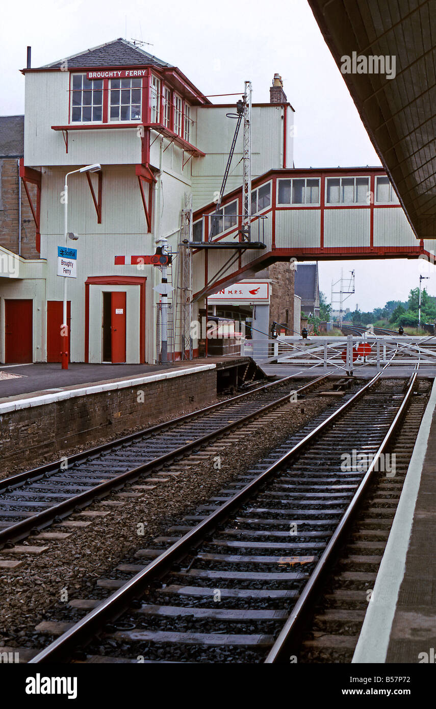 Signal box, footbridge and manned level crossing, Broughty Ferry ...