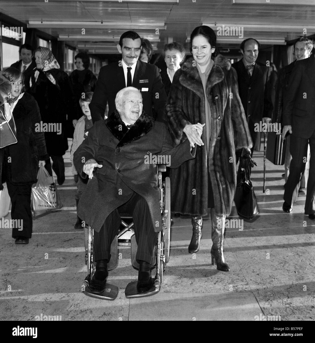 Wife Of Charlie Chaplin High Resolution Stock Photography and Images ...