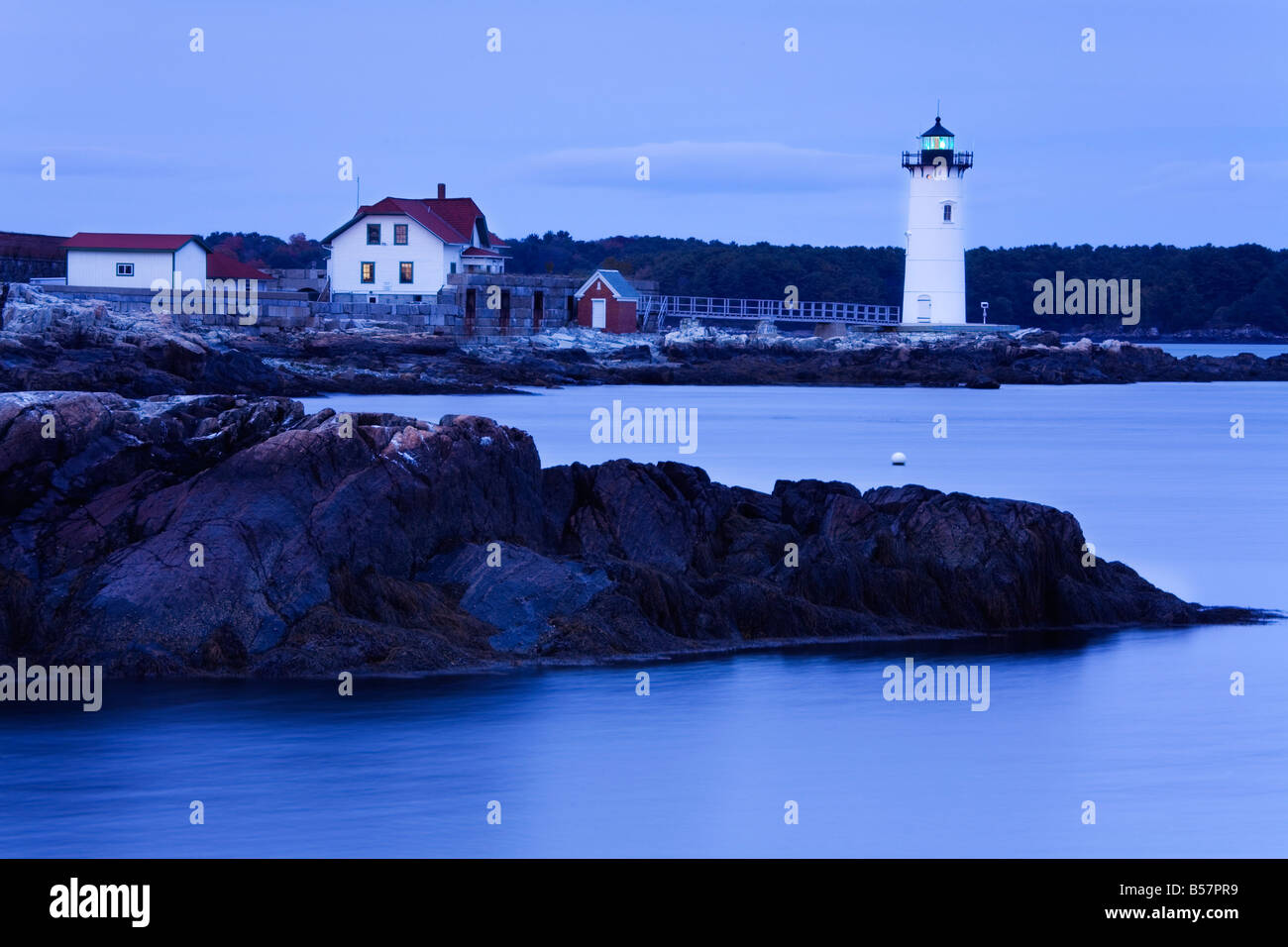 Fort Constitution Lighthouse, Portsmouth, New Hampshire, New England ...