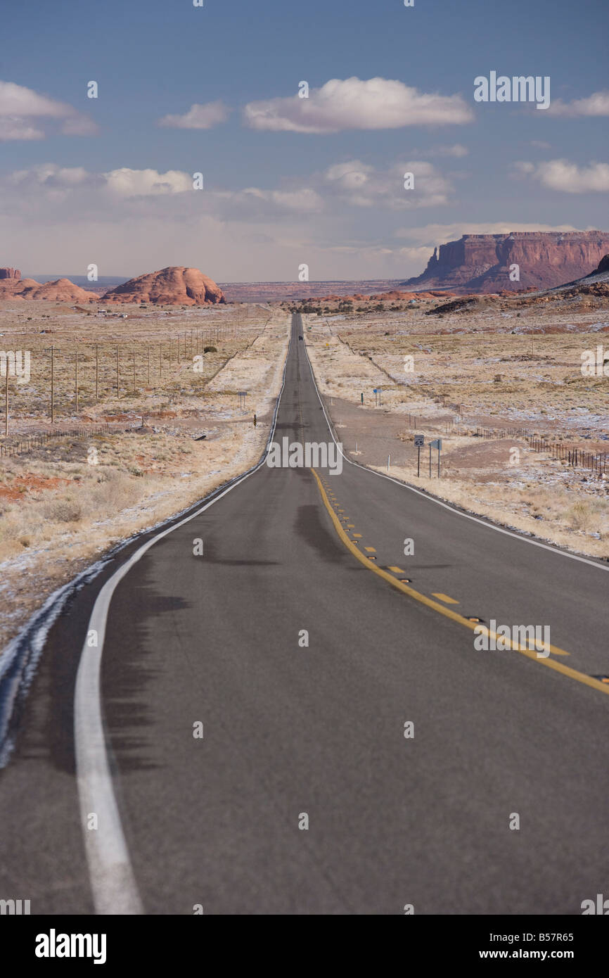 View monument valley highway 163 hi-res stock photography and images ...