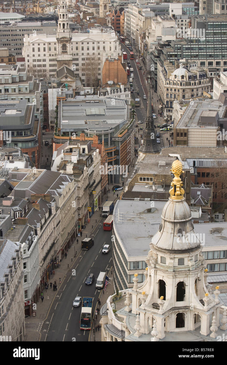 Rooftops with skyline of london hi-res stock photography and images - Alamy