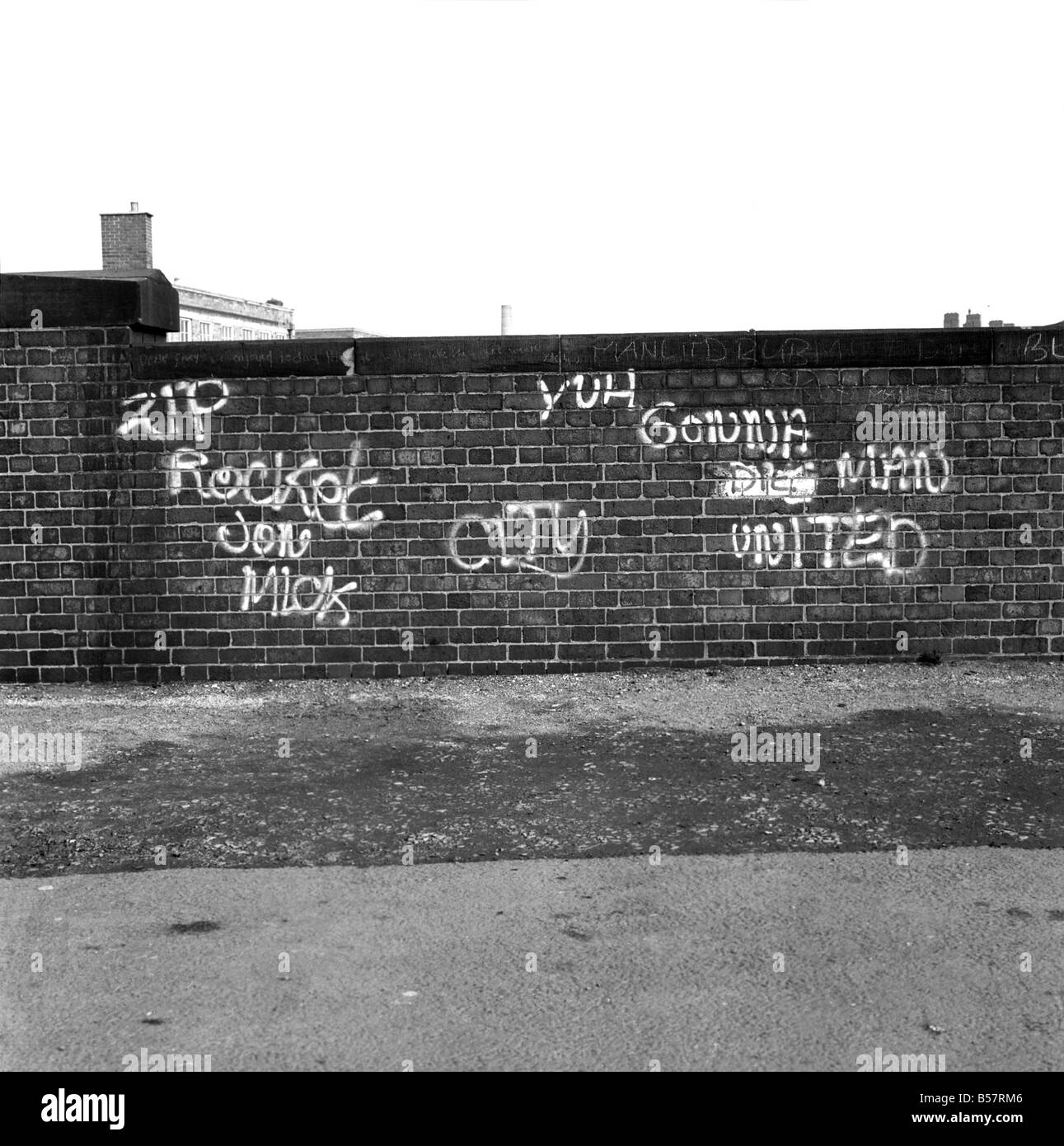 Football hooligans 1970s hi-res stock photography and images - Alamy