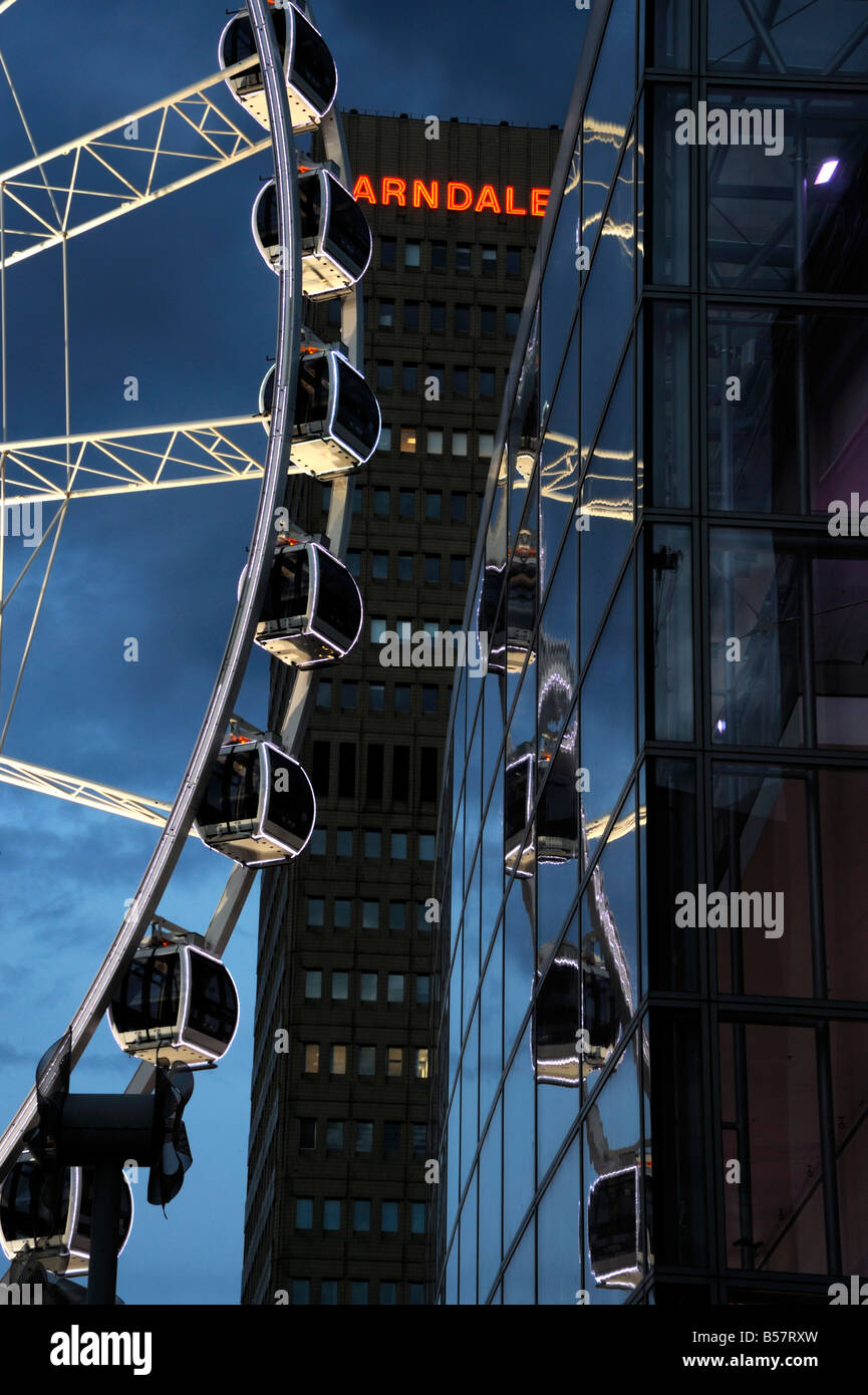 Manchester wheel hi-res stock photography and images - Alamy