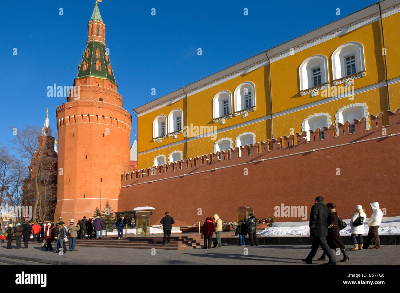 Cool soldier hi-res stock photography and images - Alamy