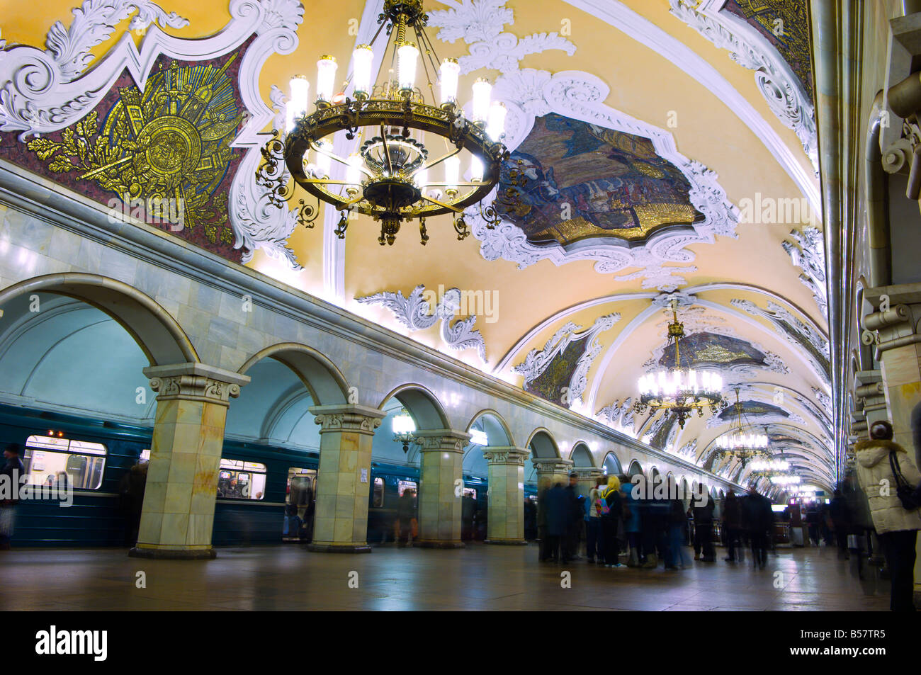 Moscow metro hi-res stock photography and images - Alamy