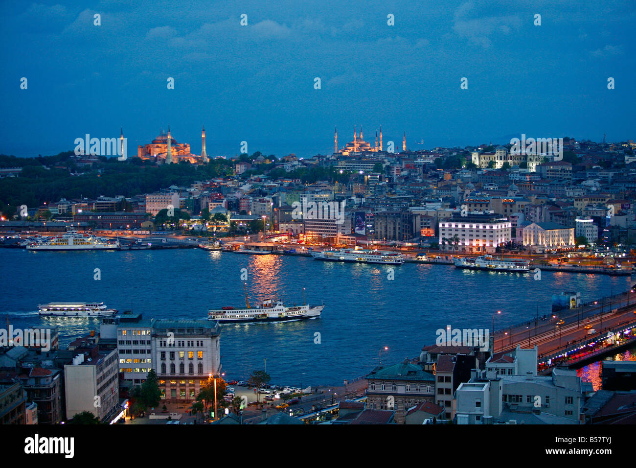 Golden horn bridge istanbul hi-res stock photography and images - Alamy