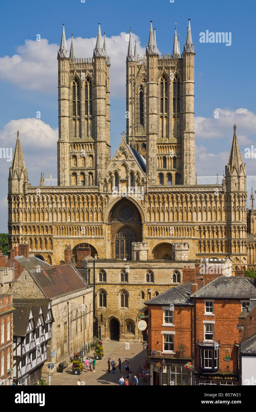 West front of Lincoln cathedral and Exchequer Gate, Lincoln ...