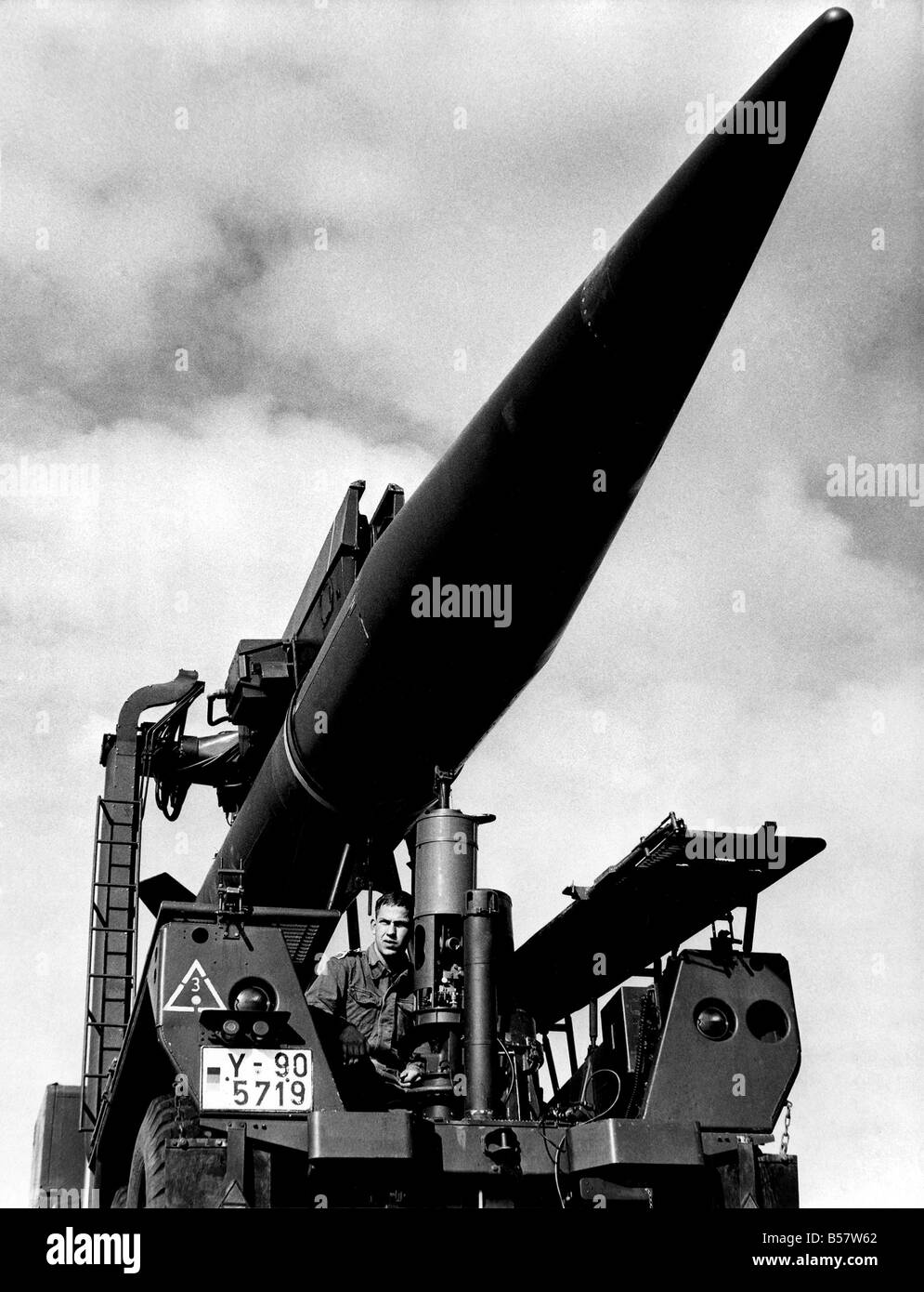 Missile pershing hi-res stock photography and images - Alamy