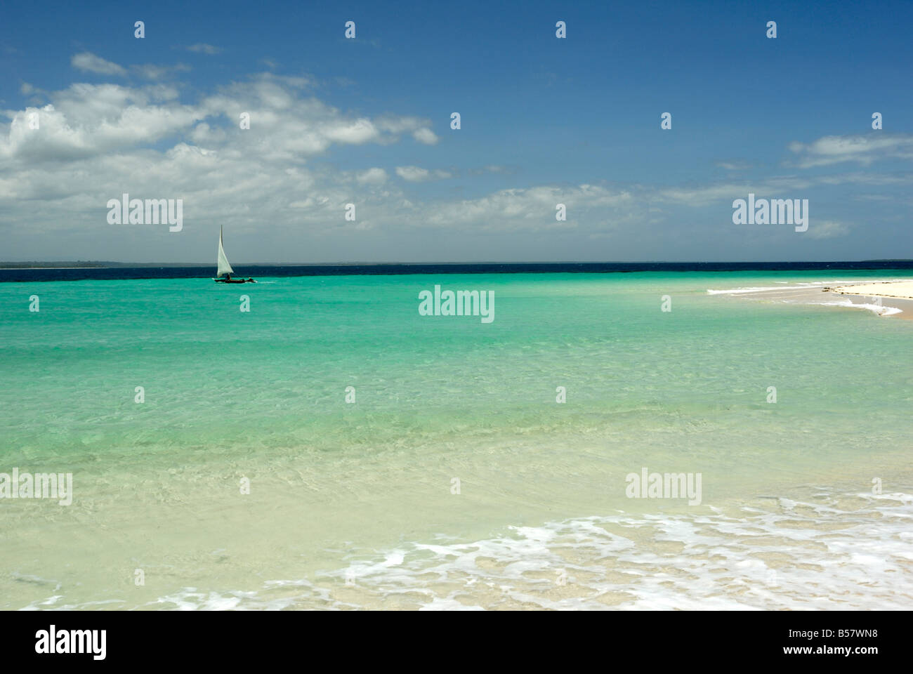 Tanga beach hi-res stock photography and images - Alamy