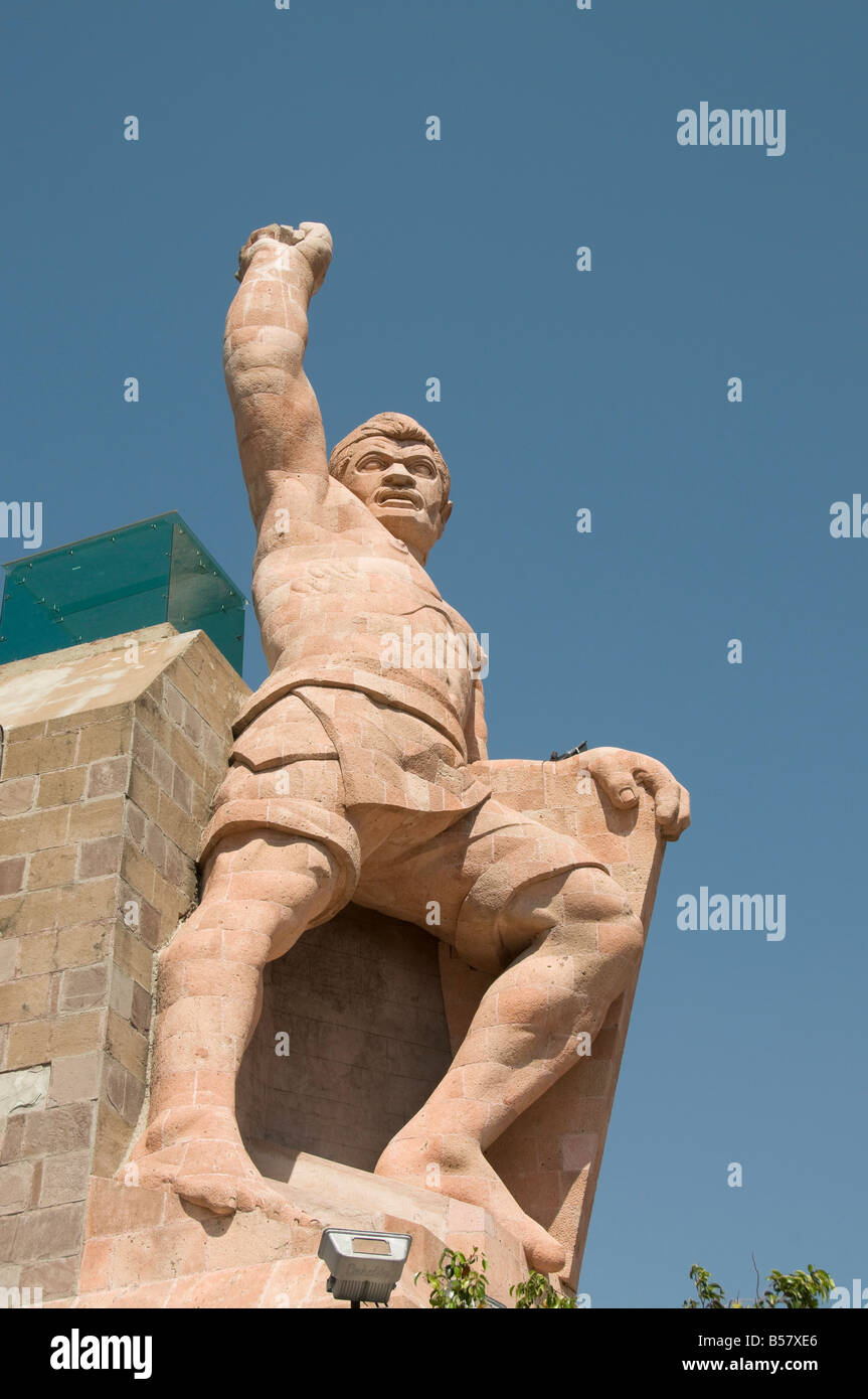 Pipila monument statue on hill in Guanajuato, Guanajuato State, Mexico ...