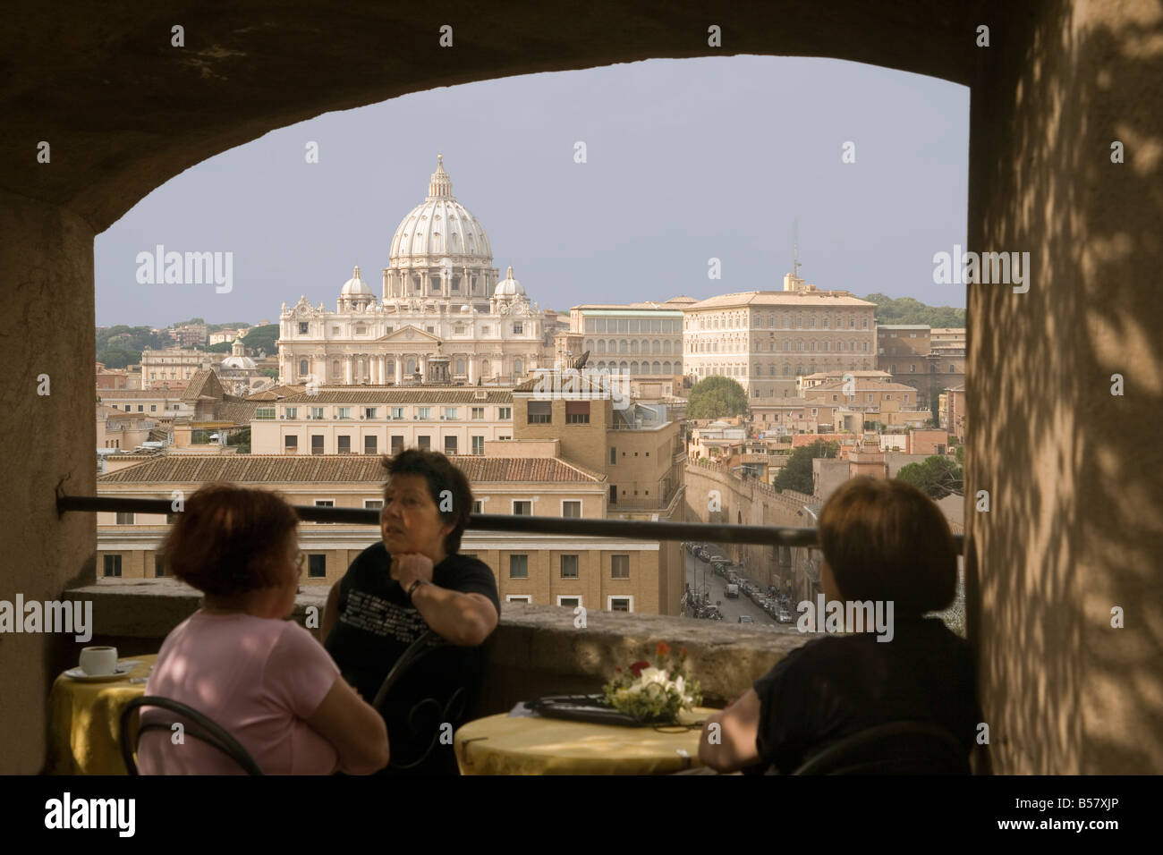 Castel sant’angelo view rome hi-res stock photography and images - Alamy