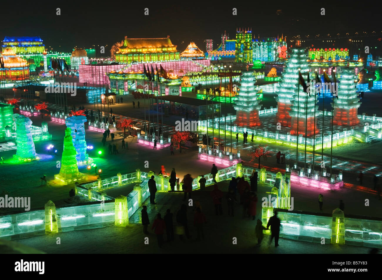 Snow and ice sculptures illuminated at night at the Ice Lantern ...